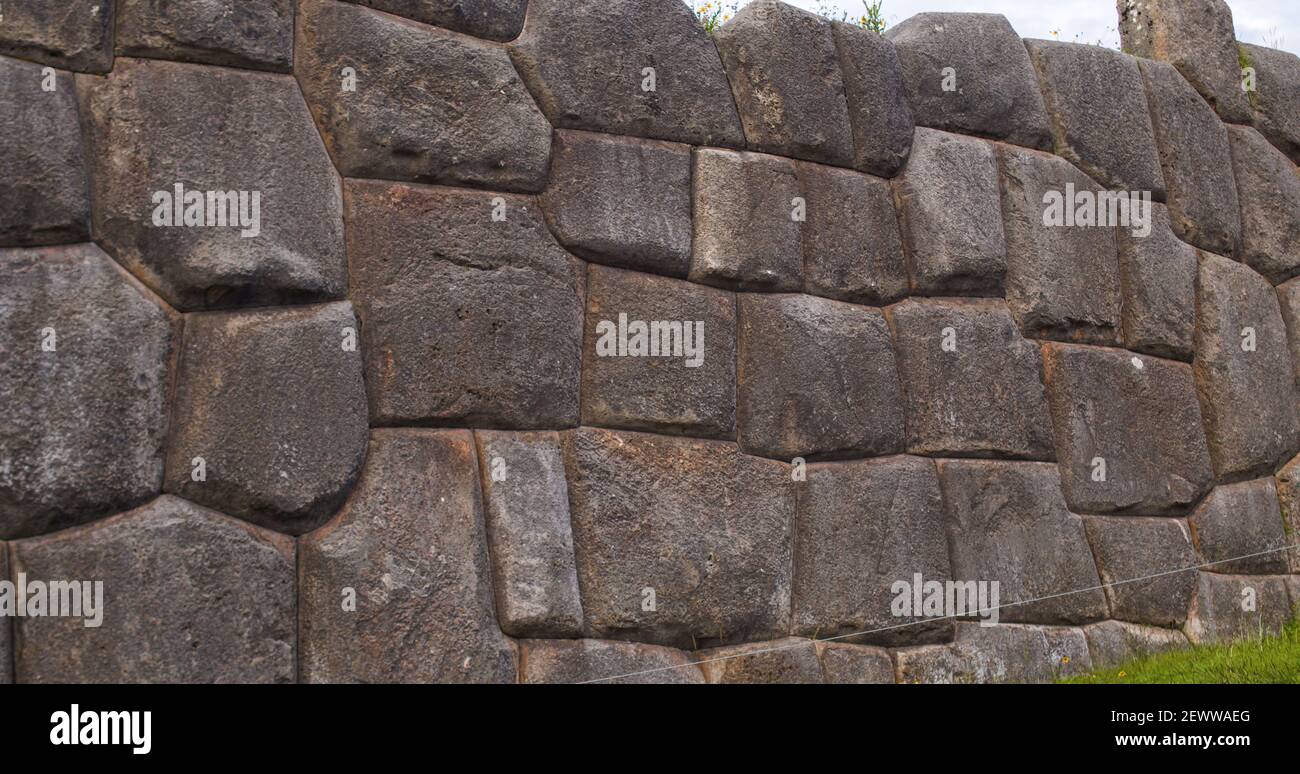 Inka stone wall design hi-res stock photography and images - Alamy