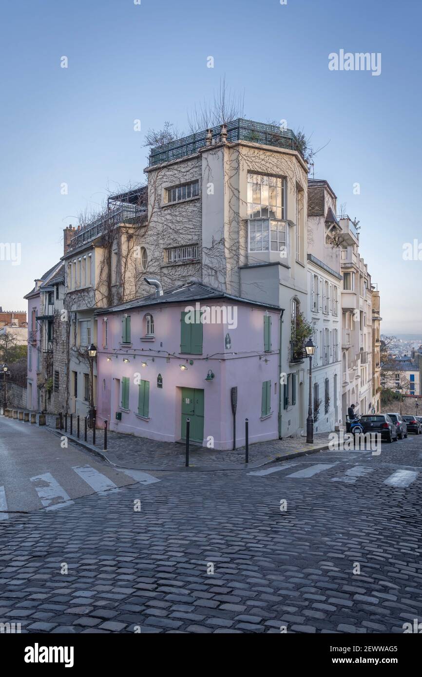 Paris, France - 02 26 2021: Montmartre district. The pink house at ...
