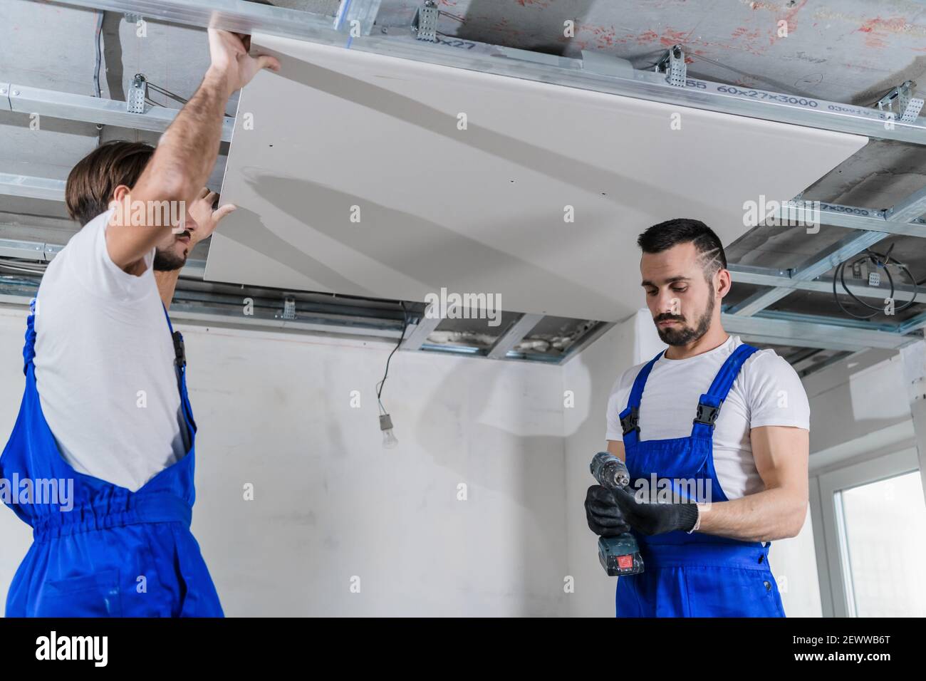 Plasterboard plate hi-res stock photography and images - Alamy