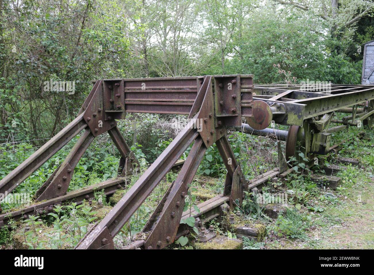Bogie wheels hi-res stock photography and images - Alamy