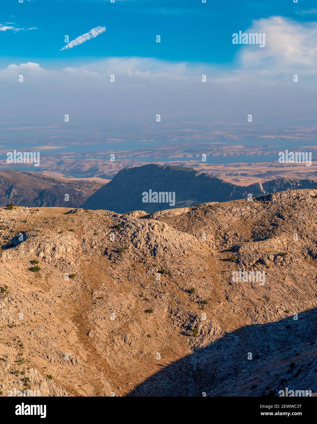 Kahta valley hi-res stock photography and images - Alamy