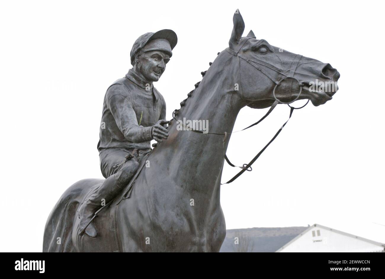 Arkle statue hi-res stock photography and images - Alamy