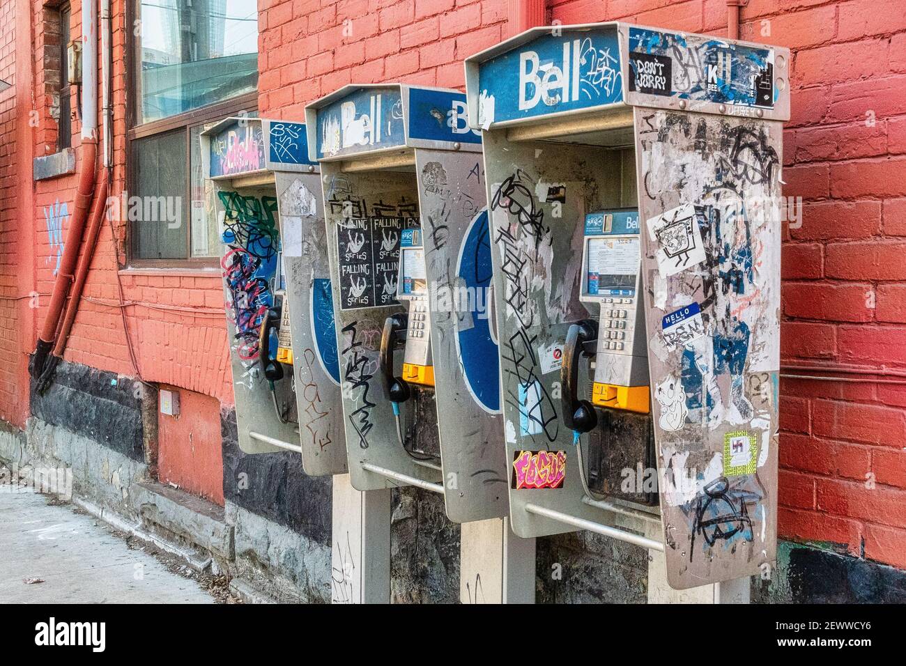 Vintage payphones hi-res stock photography and images - Alamy