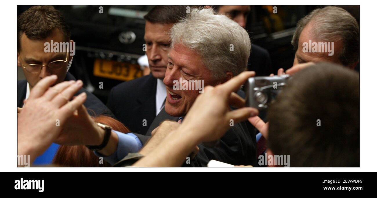 Bill Clinton Book signing at Waterstones in Londonpic David Sandison 12 ...