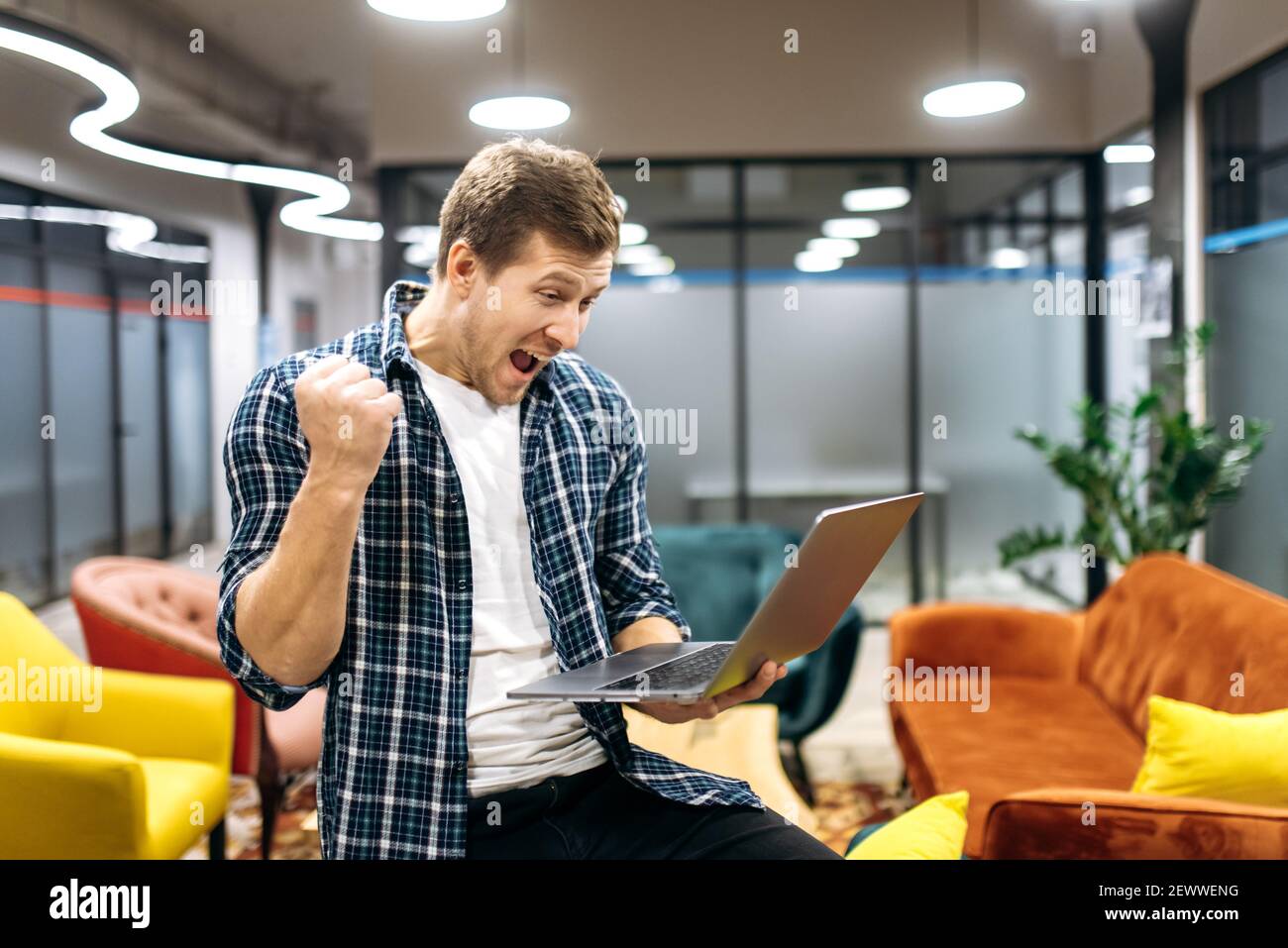 Employee happy confident success hi-res stock photography and images ...