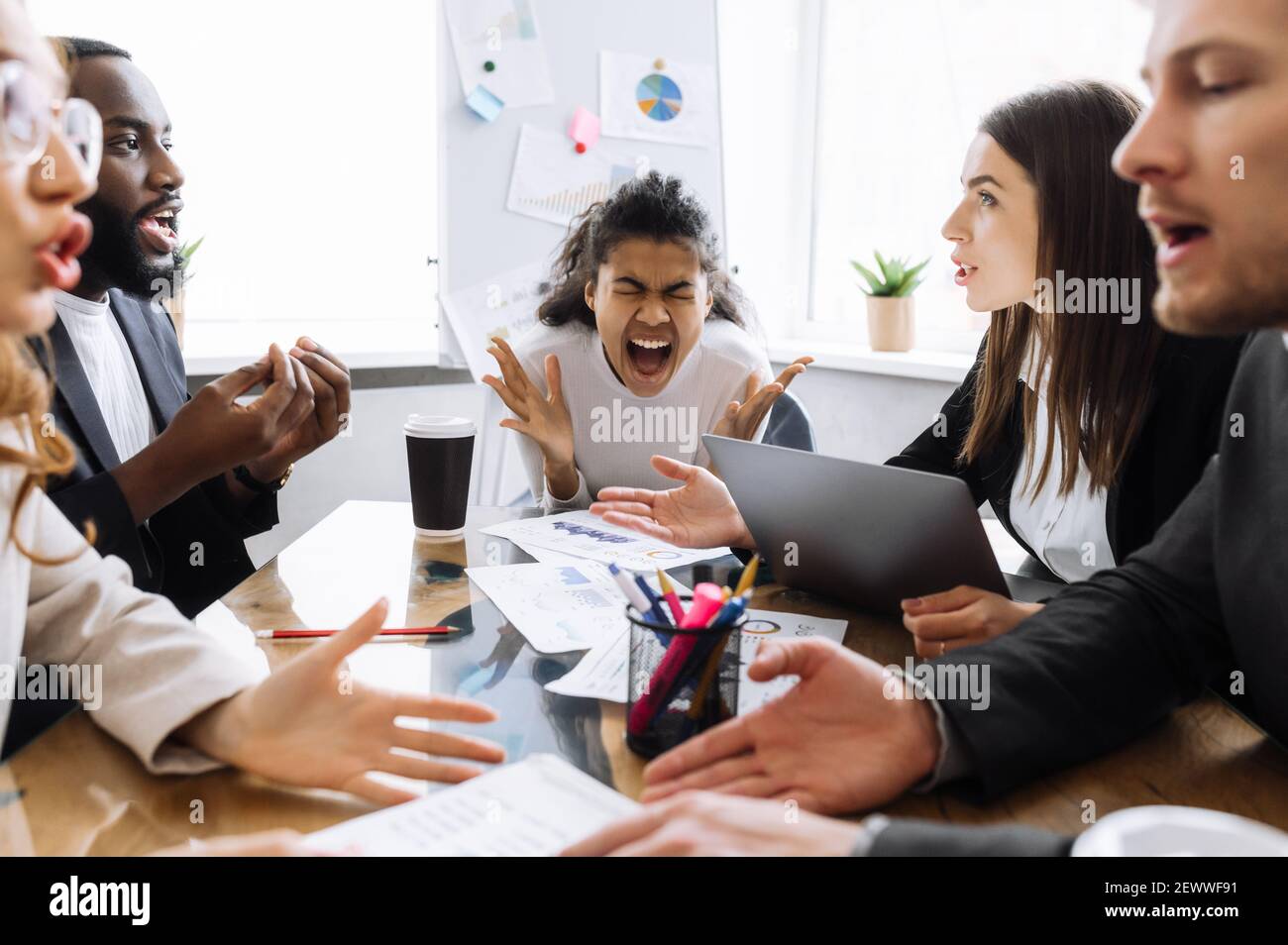 Stressed brainstorm man and woman hi-res stock photography and images ...