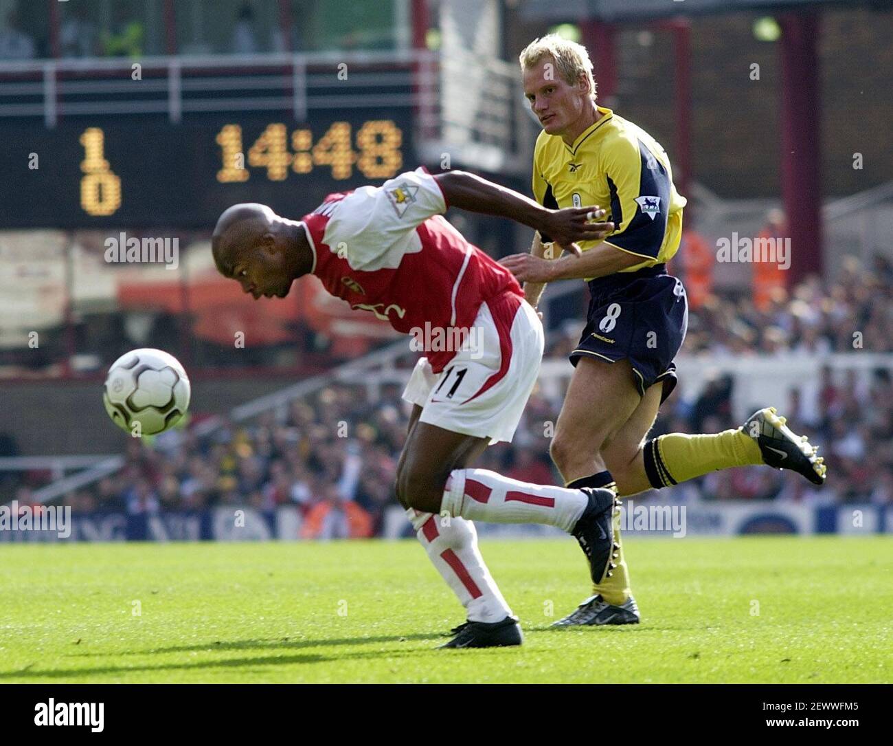 ARSENAL V BOLTON 21/9/2002 WILTORD AND FRANDSEN PICTURE DAVID ...