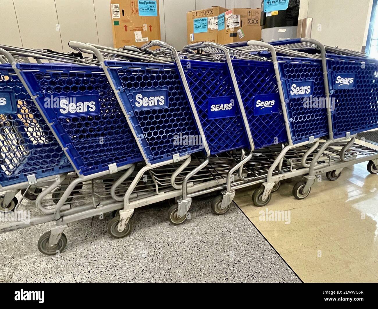 Sears store interior hi-res stock photography and images - Alamy