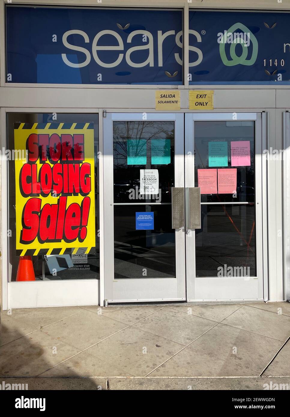 FRESNO, UNITED STATES - Feb 22, 2021: A photo of outside of Sears Store ...