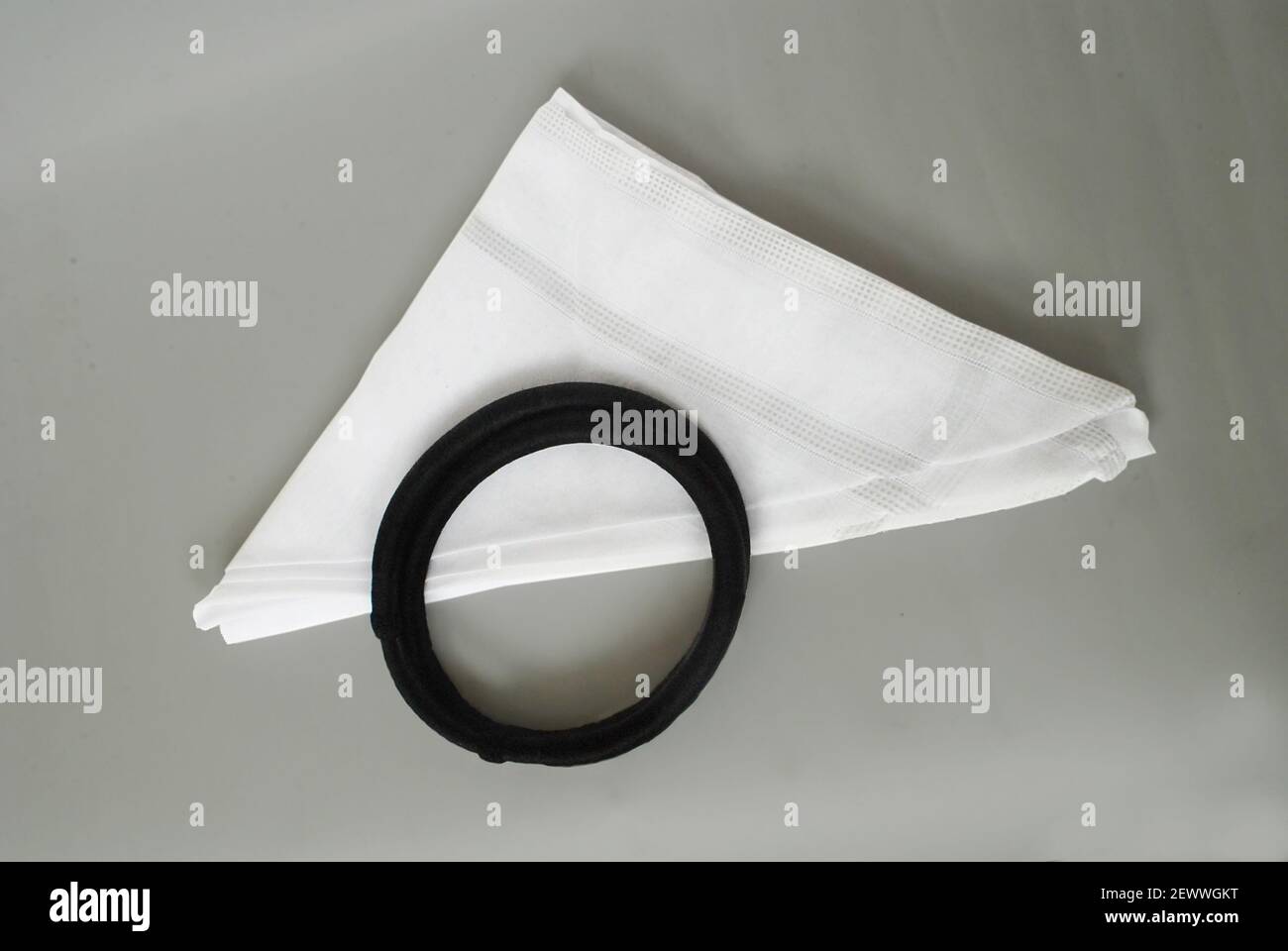 Arabic traditional clothing accessories for head dress white Ghutrah ...