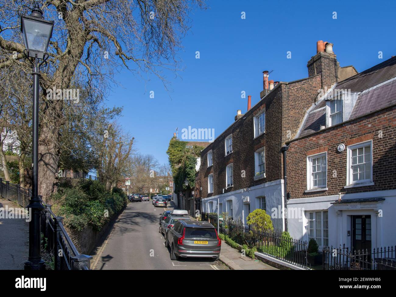 Hampstead village street hi-res stock photography and images - Alamy