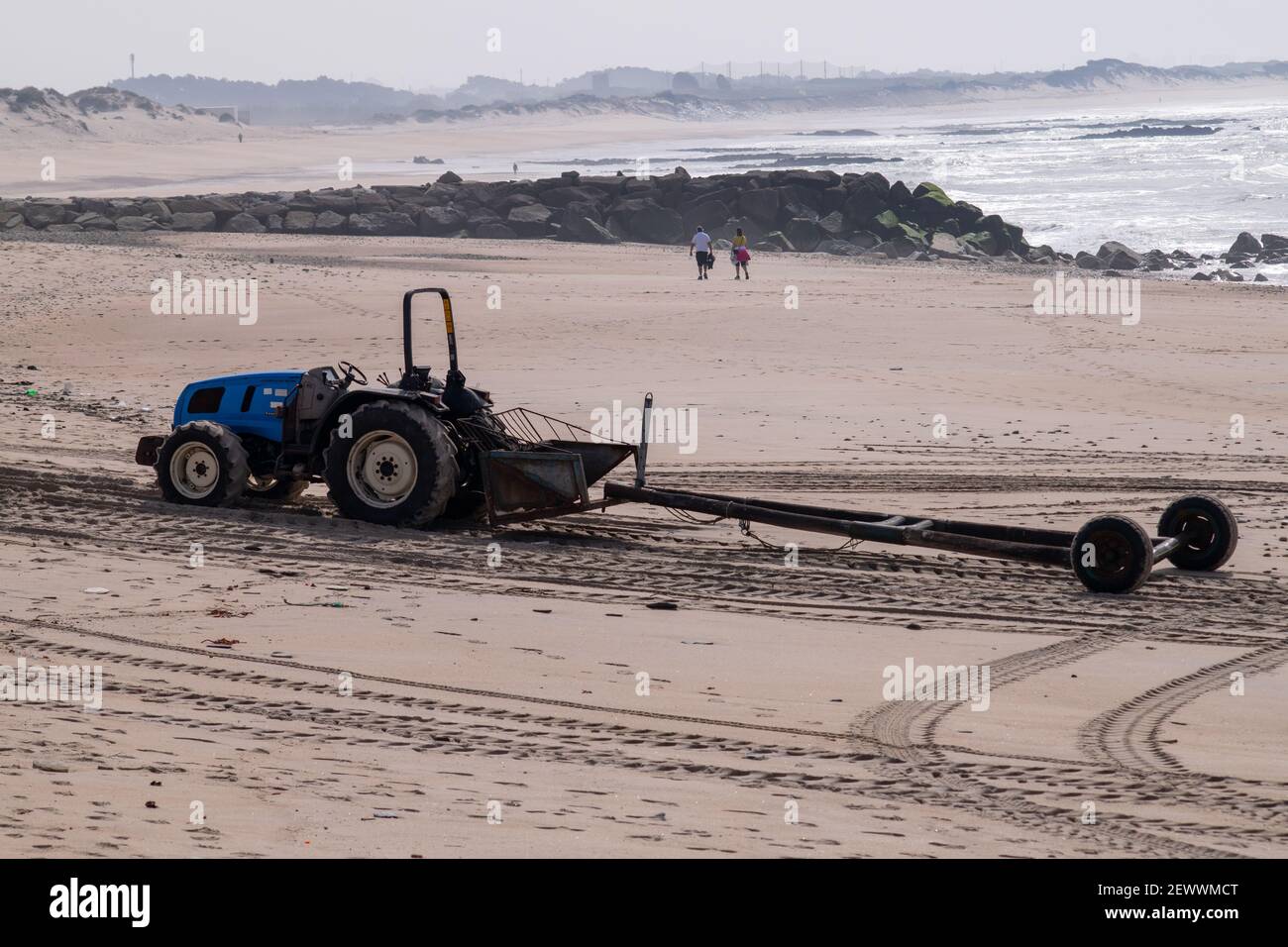 Tractor on playa hi-res stock photography and images - Alamy