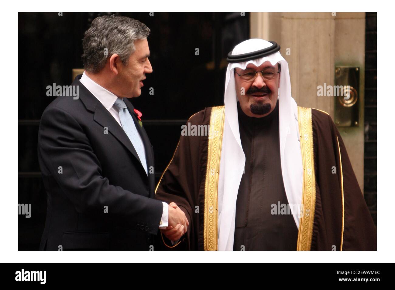 King Abdullah of Saudia Arabia shakes hands with PM Gordon Brown ...