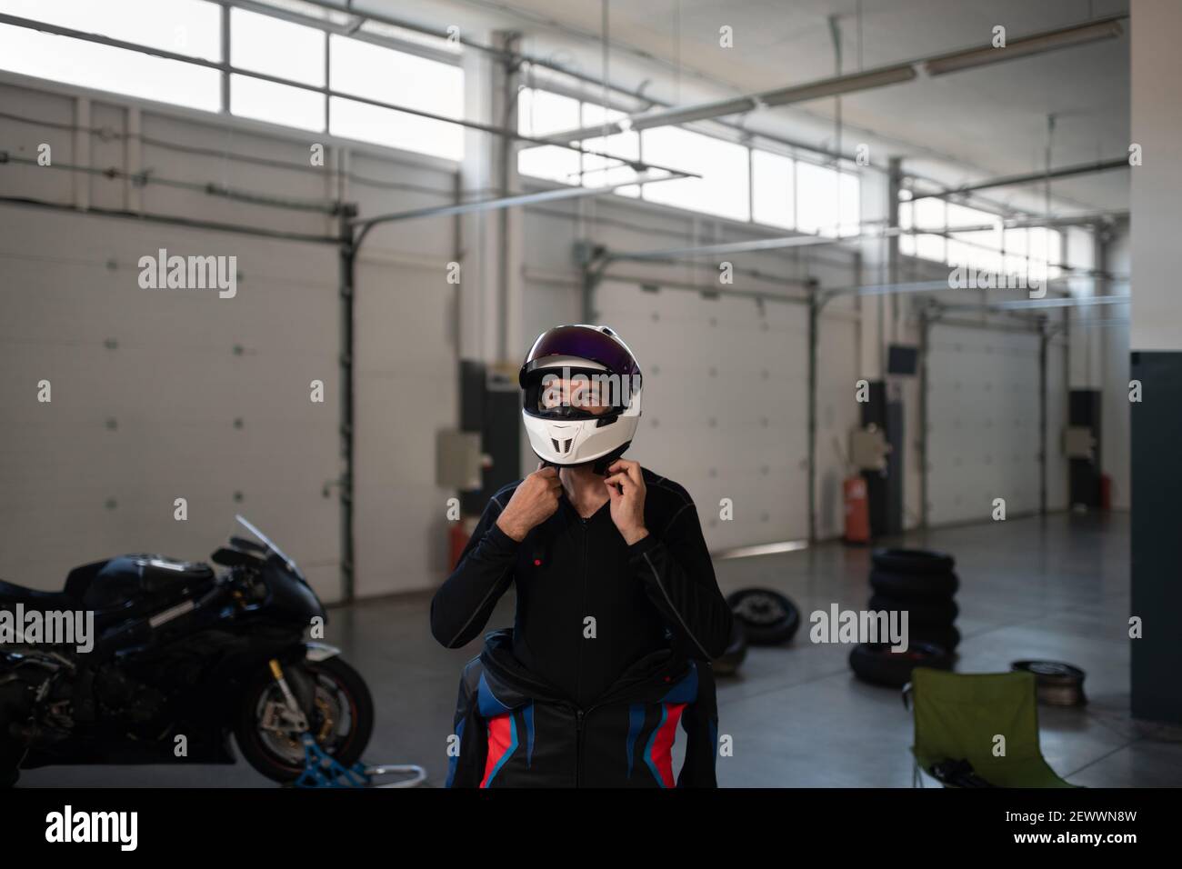 Professional racer hi-res stock photography and images - Alamy