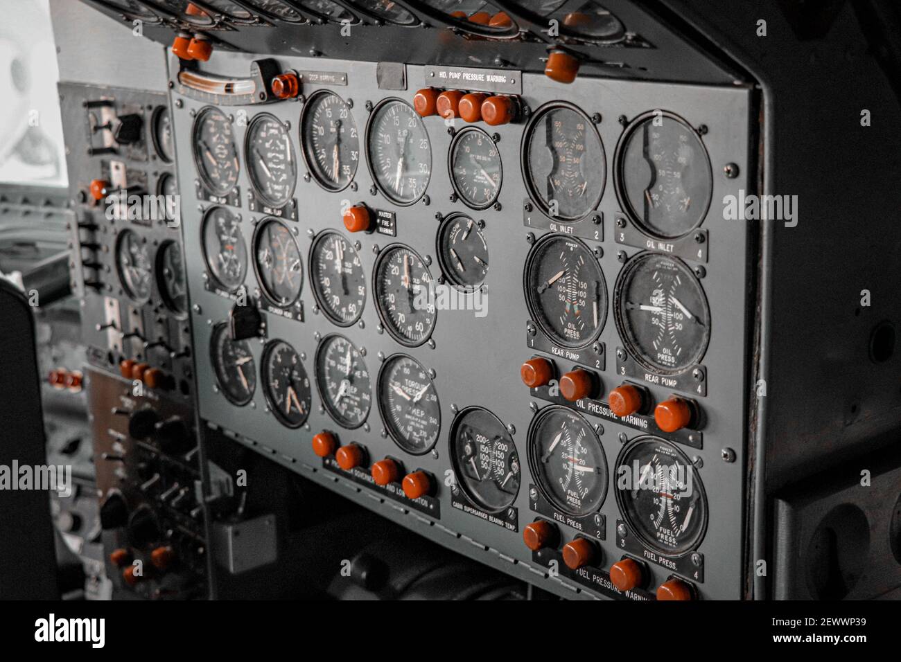 Instrument panel in aircraft hi-res stock photography and images - Alamy