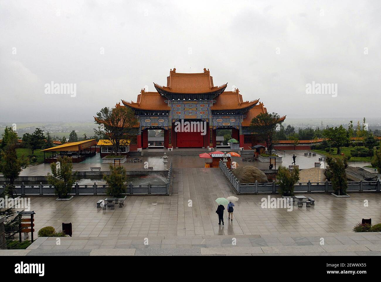 THE THREE PAGODAS, CHONG SHEN MONASTRY, DALI, YUNNAN PROVINCE CHINA ...