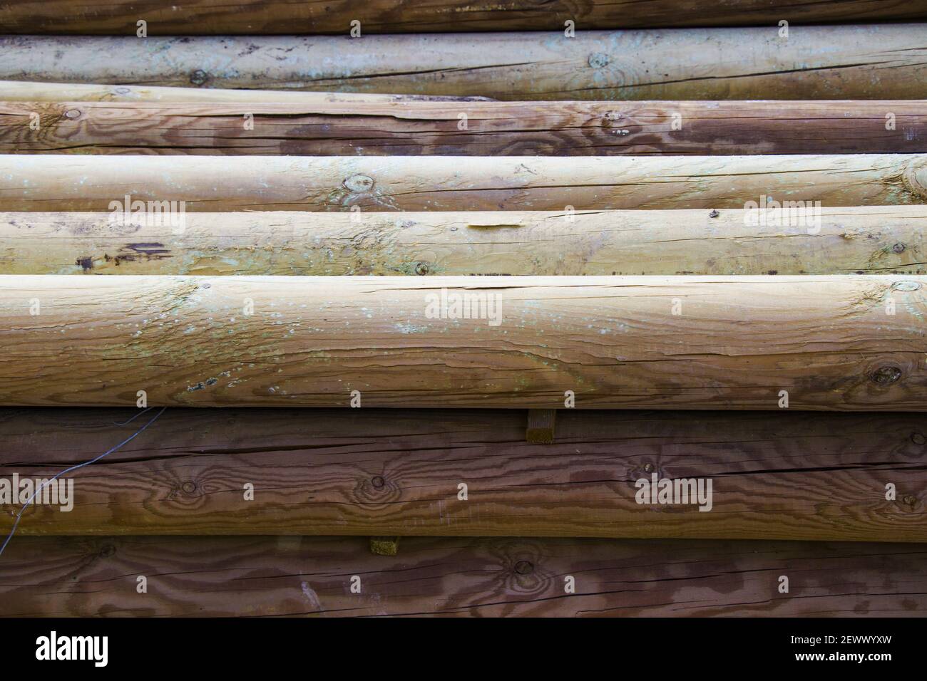 Burn logs horizontal hi-res stock photography and images - Alamy