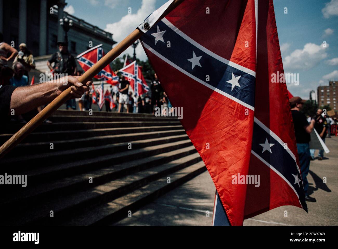 White Nationalists gather to protest the removal of the confederate ...