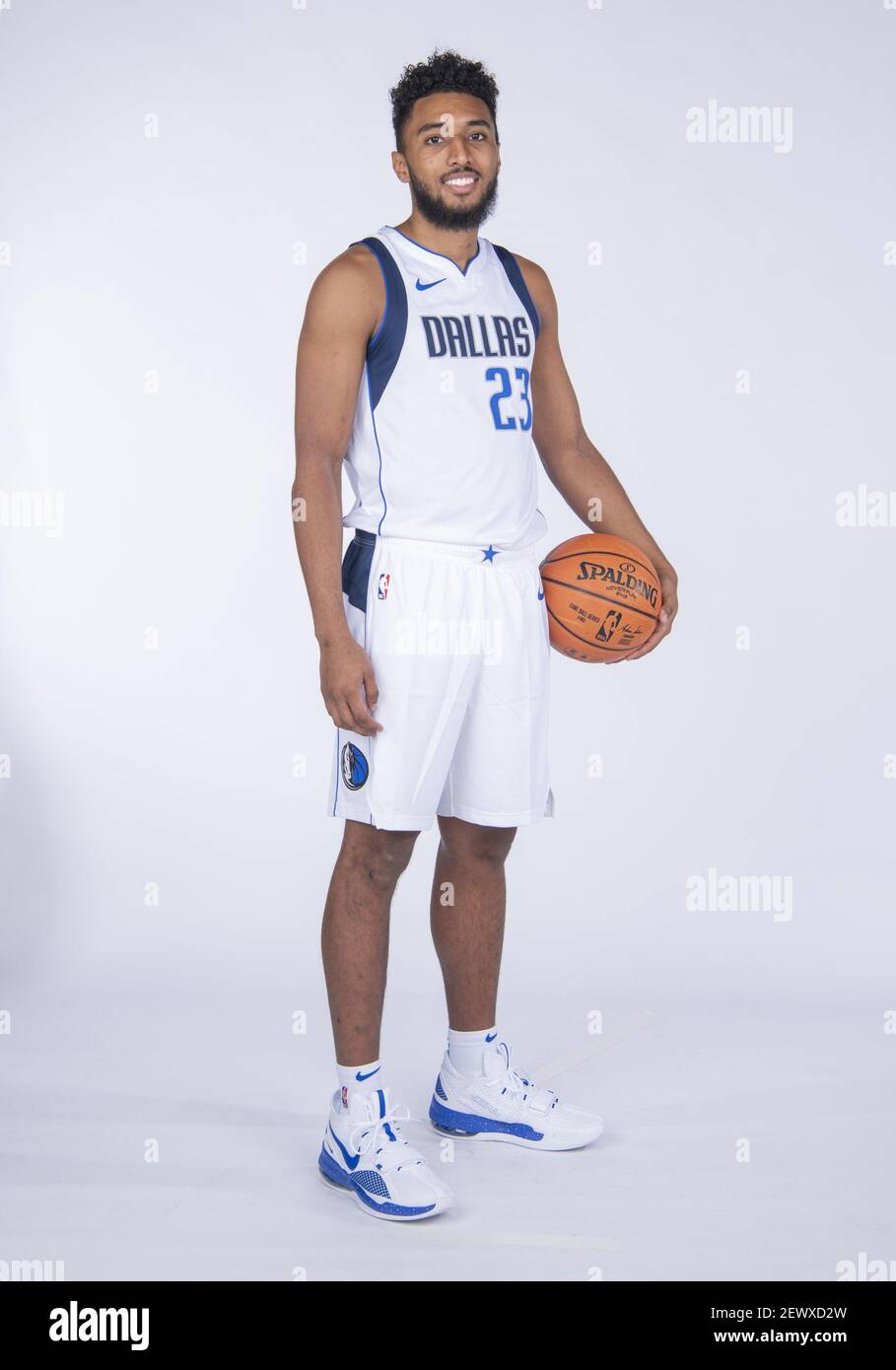 Sept 30, 2019: Dallas Mavericks guard Josh Reaves #23 poses during the ...