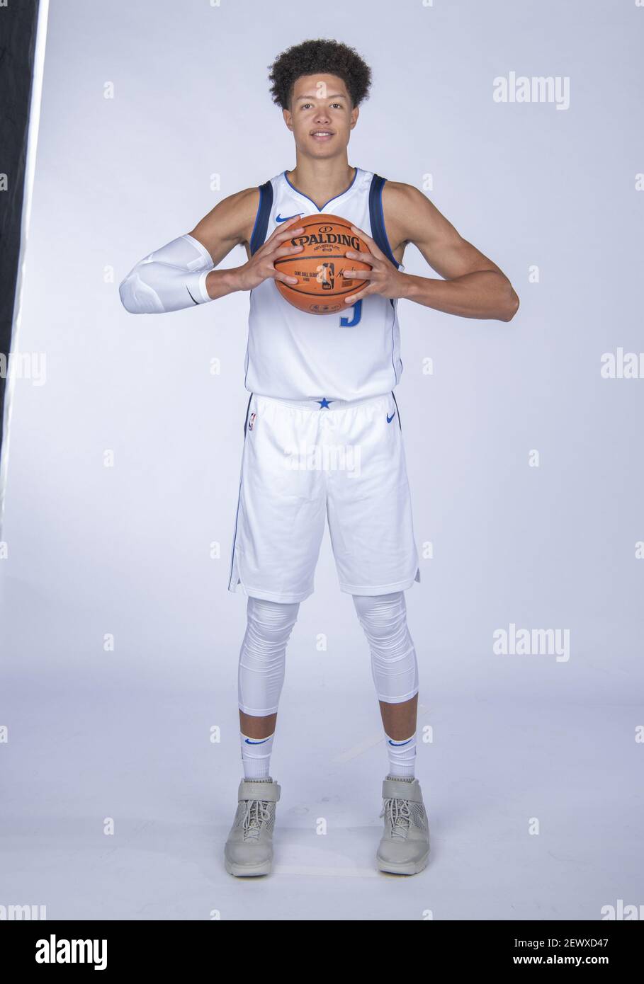 Sept 30, 2019: Dallas Mavericks forward Isaiah Roby #9 poses during the ...
