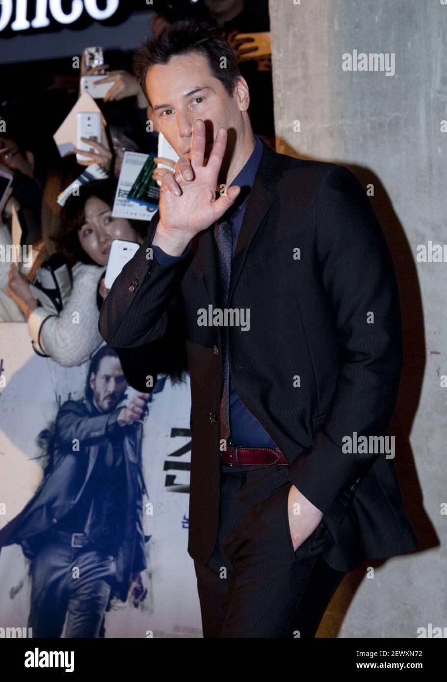 8 January 2015 - Seoul, South Korea : Actor Keanu Reeves arrives at the ...