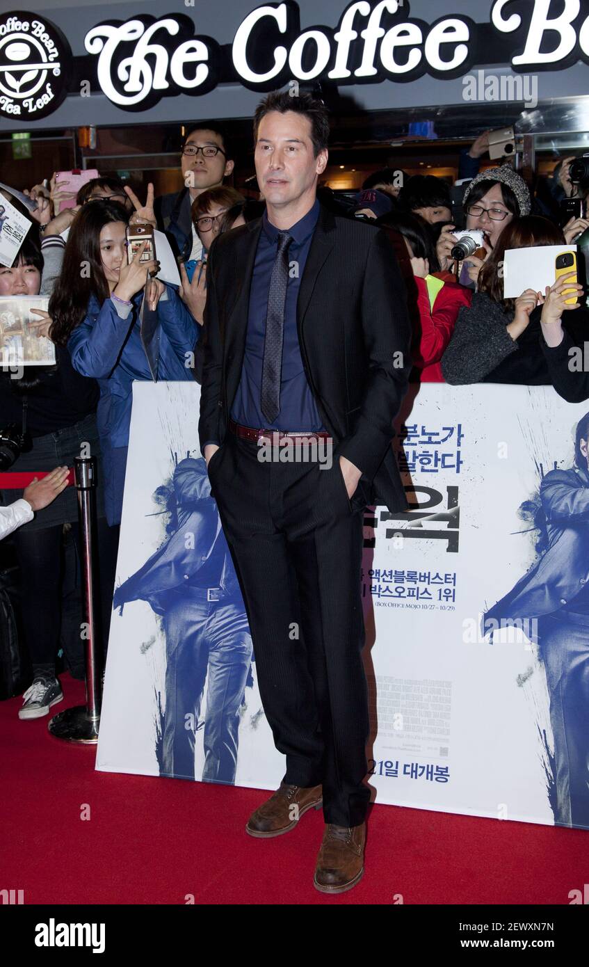 8 January 2015 - Seoul, South Korea : Actor Keanu Reeves arrives at the ...