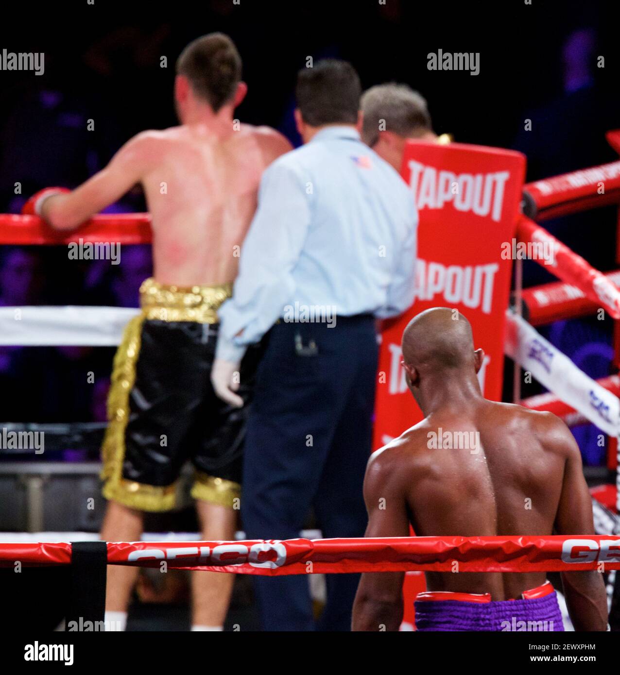Cecil McCalla and Chris Van Heerden at the Throne Boxing Roc Nation ...