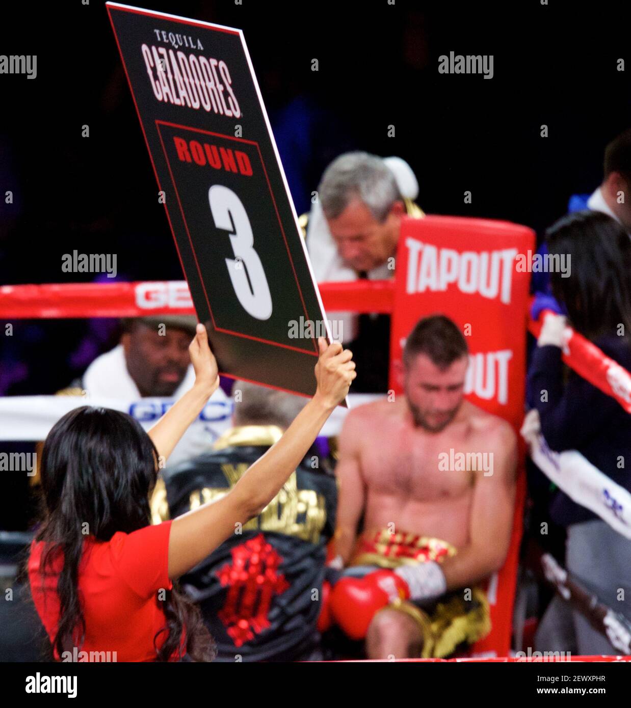 Throne Boxing Roc Nation Sports Event at Theater at Madison Square ...