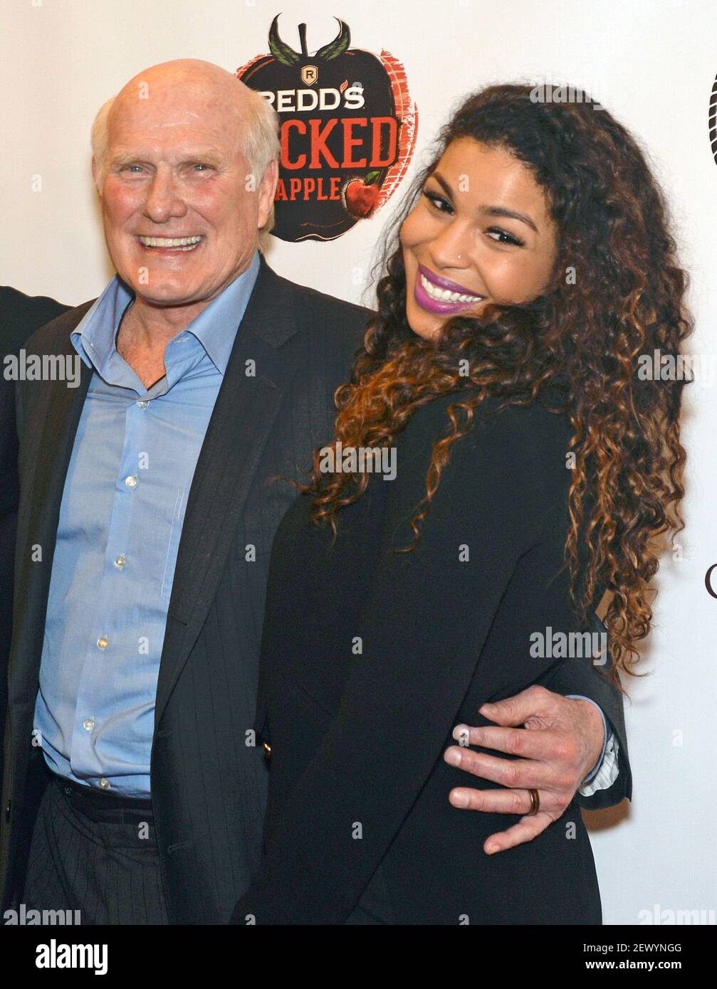 29 January 2015 - Phoenix, Arizona - Jordin Sparks, Terry Bradshaw ...