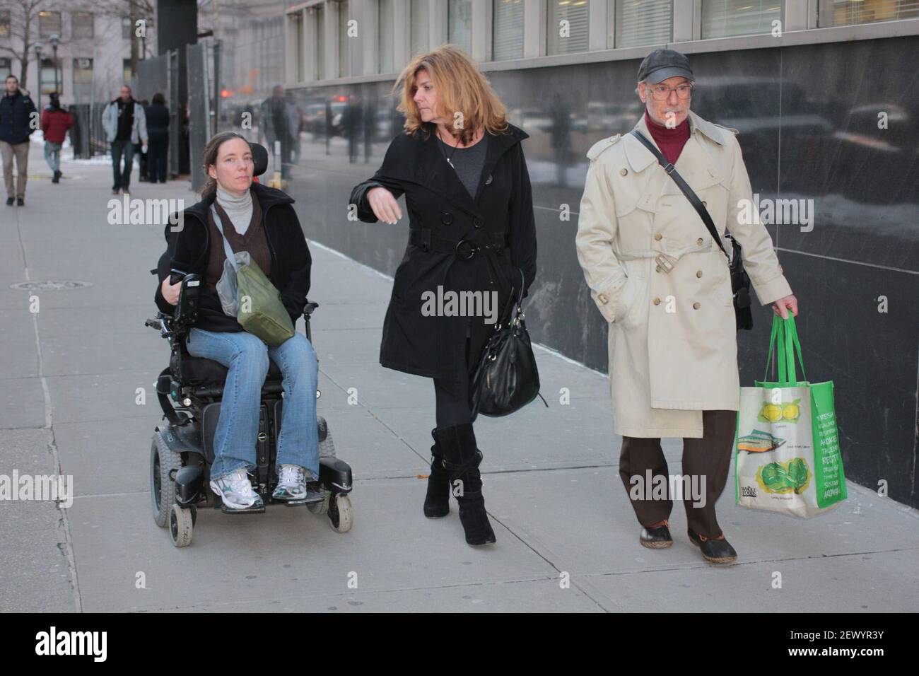 Etan Patz's family leaves court after first day of Hernandez trial ...