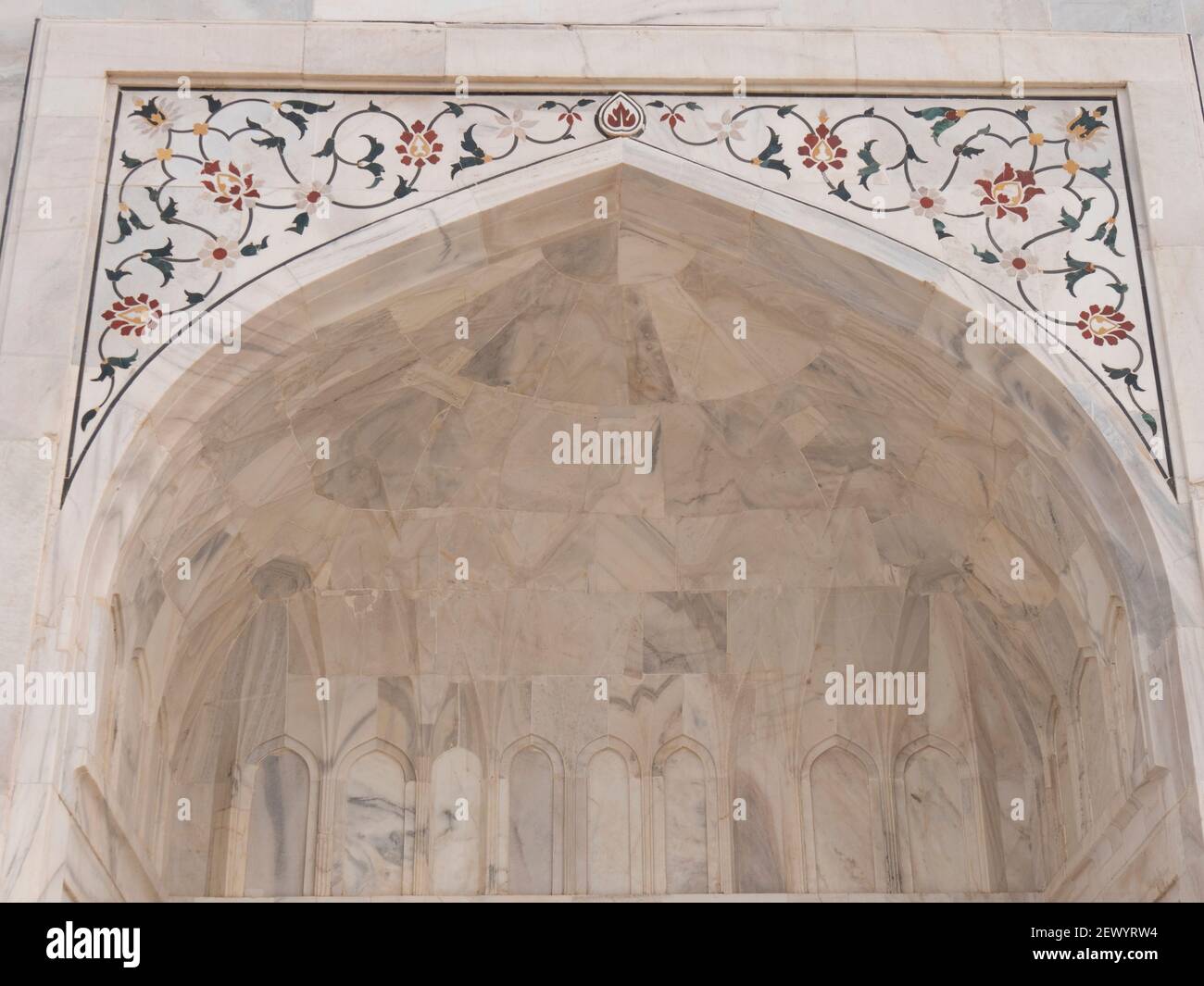 Taj mahal floral design hi-res stock photography and images - Alamy