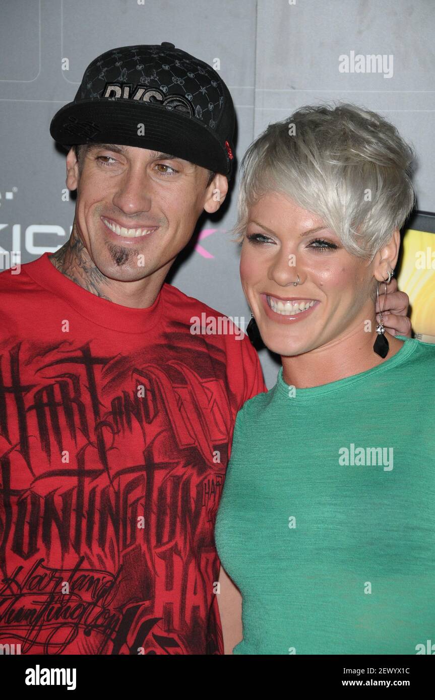 Carey hart 2009 hi-res stock photography and images - Alamy