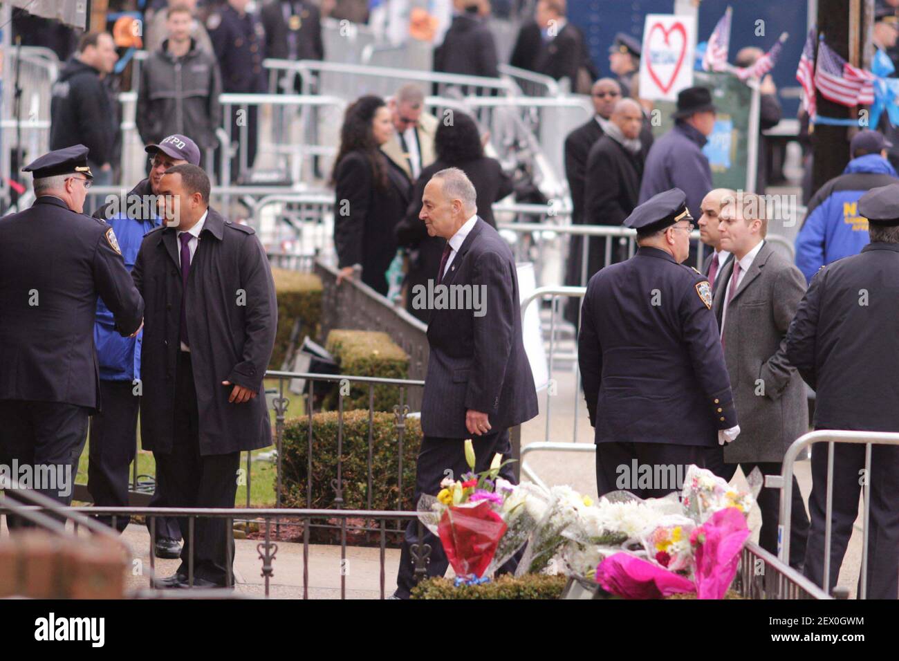 January 4, 2015 - Senator Chuck Schumer arrives for NYPD Officer Liu's ...