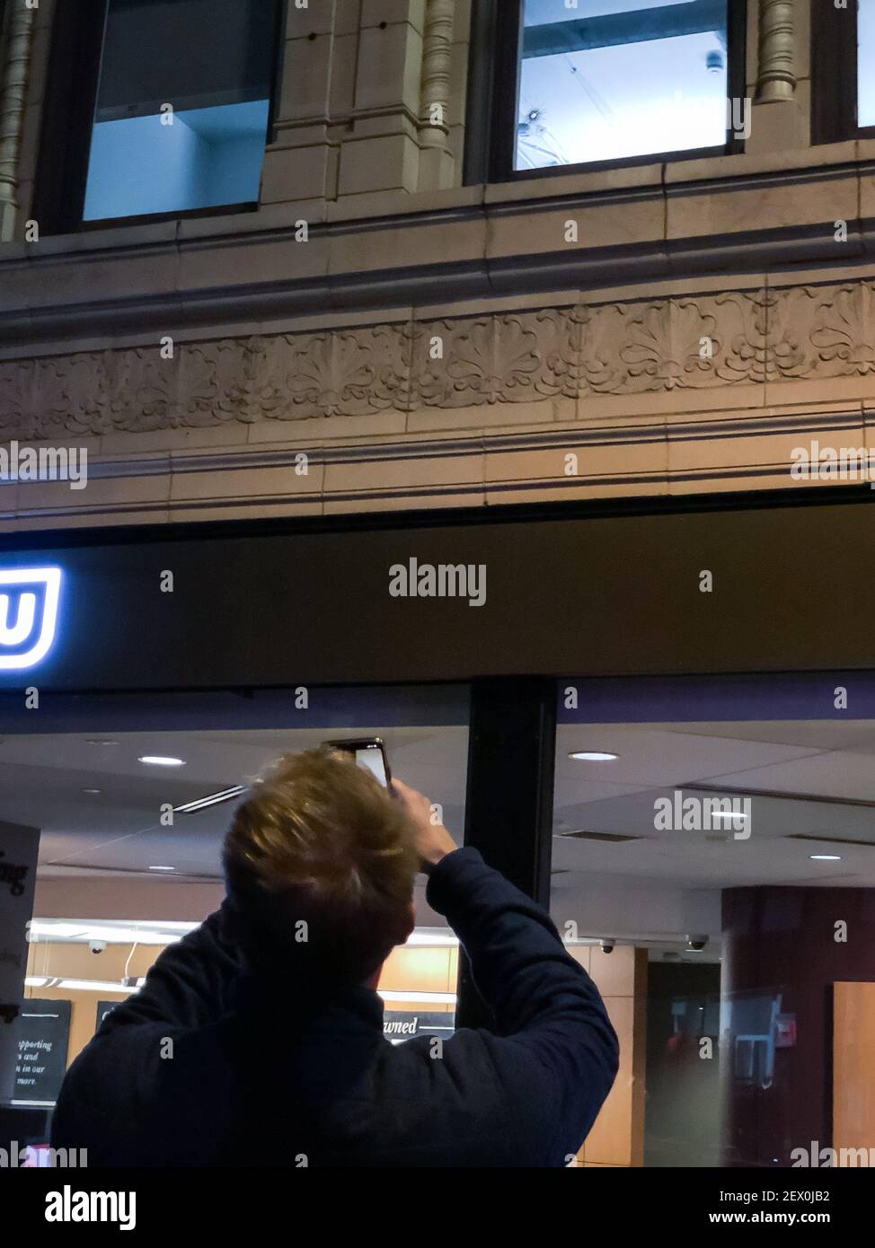 Forensic investigation window hi-res stock photography and images - Alamy