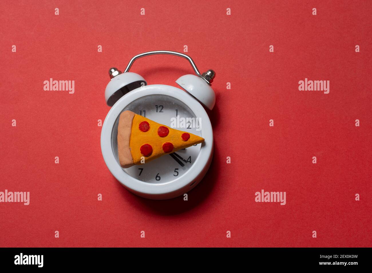 Pizza and alarm clock. Pizza time. Creative design for menu, cafe ...