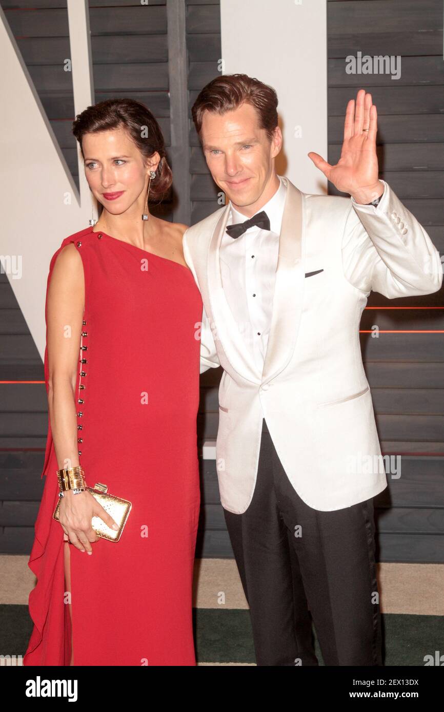 Actor Benedict Cumberbatch arrives at the 2015 Vanity Fair Oscar Party ...