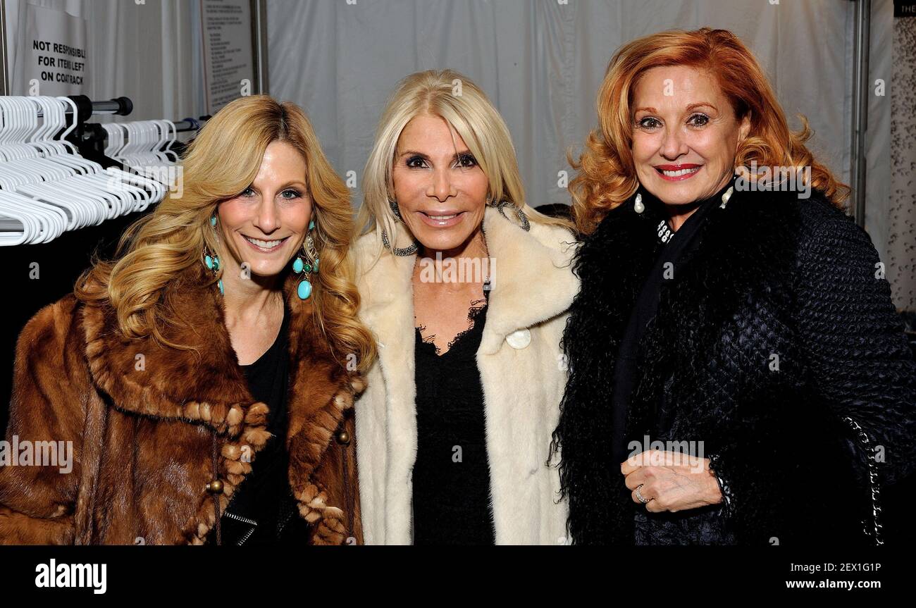 L-R: Randi Schatz, Andrea Warshaw Wernick, Michele Rella at Altaneve On ...