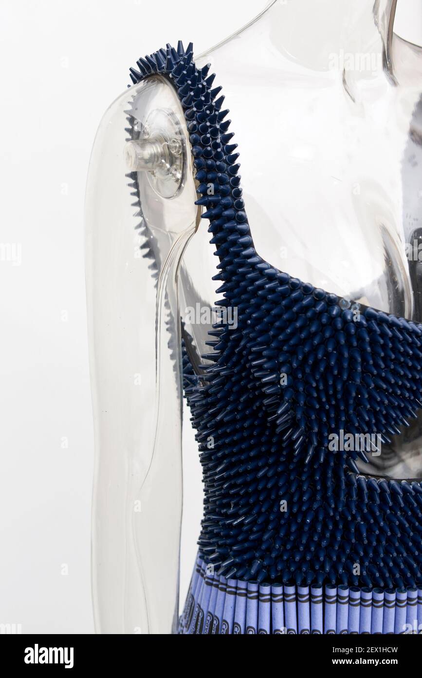 Rebecca Taylor created a Crayola "midnight blue" figure for ...