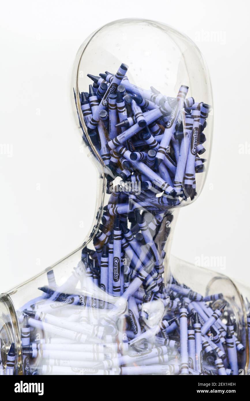 Cynthia Rowley crayon mannequin for Bloomingdale's partnership project ...