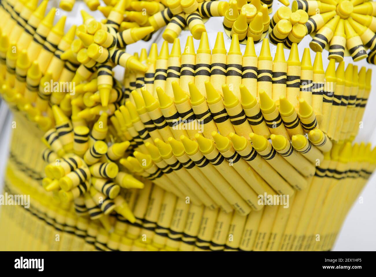 Nanette Lepore's "unmellow yellow" Crayola sculpture for Bloomingdale's ...