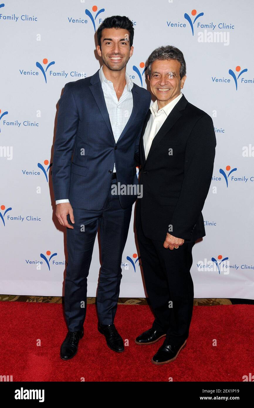 9 March 2015 - Beverly Hills, California - Justin Baldoni, Sam Baldoni ...