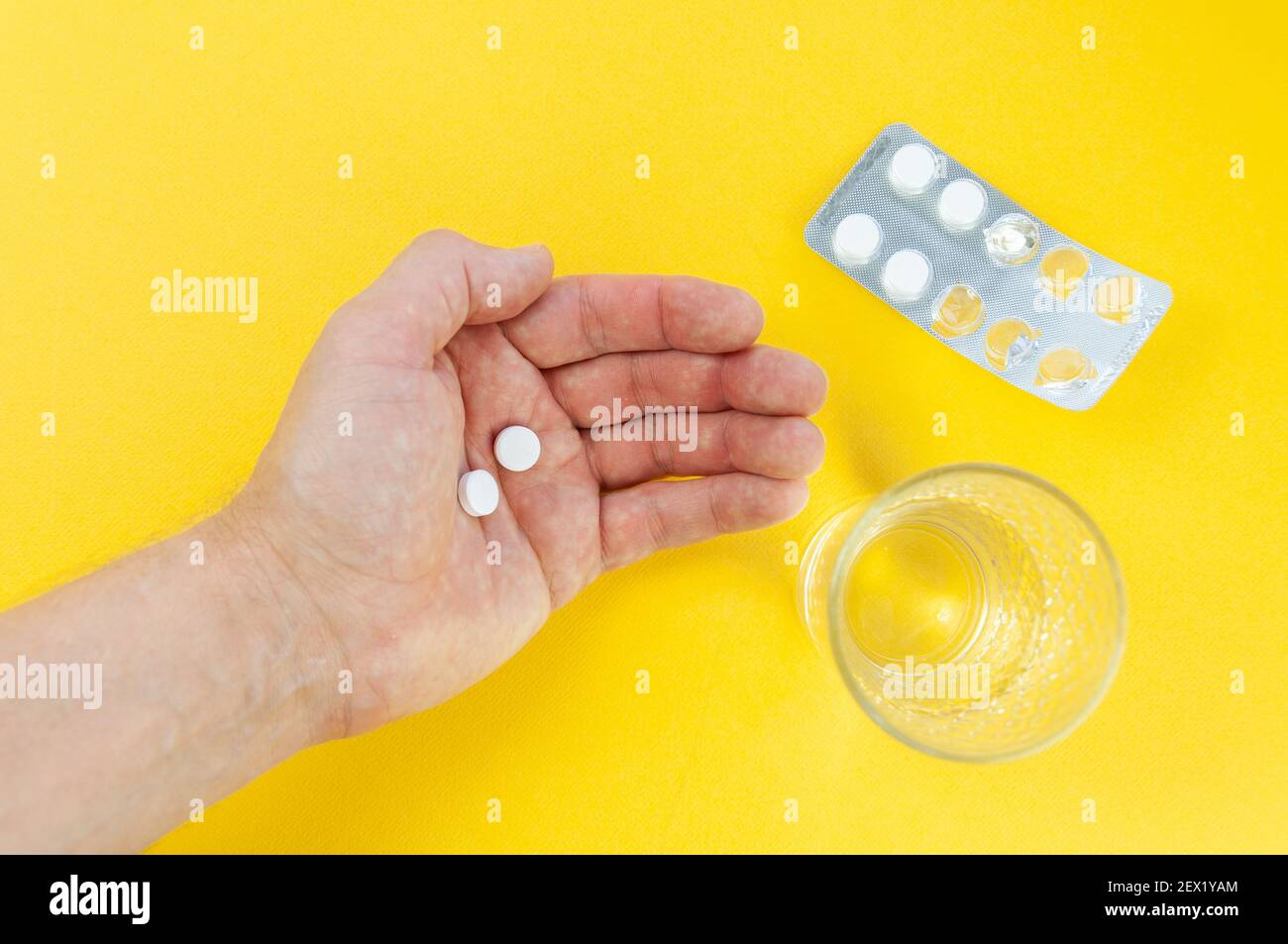 Open packet hi-res stock photography and images - Alamy