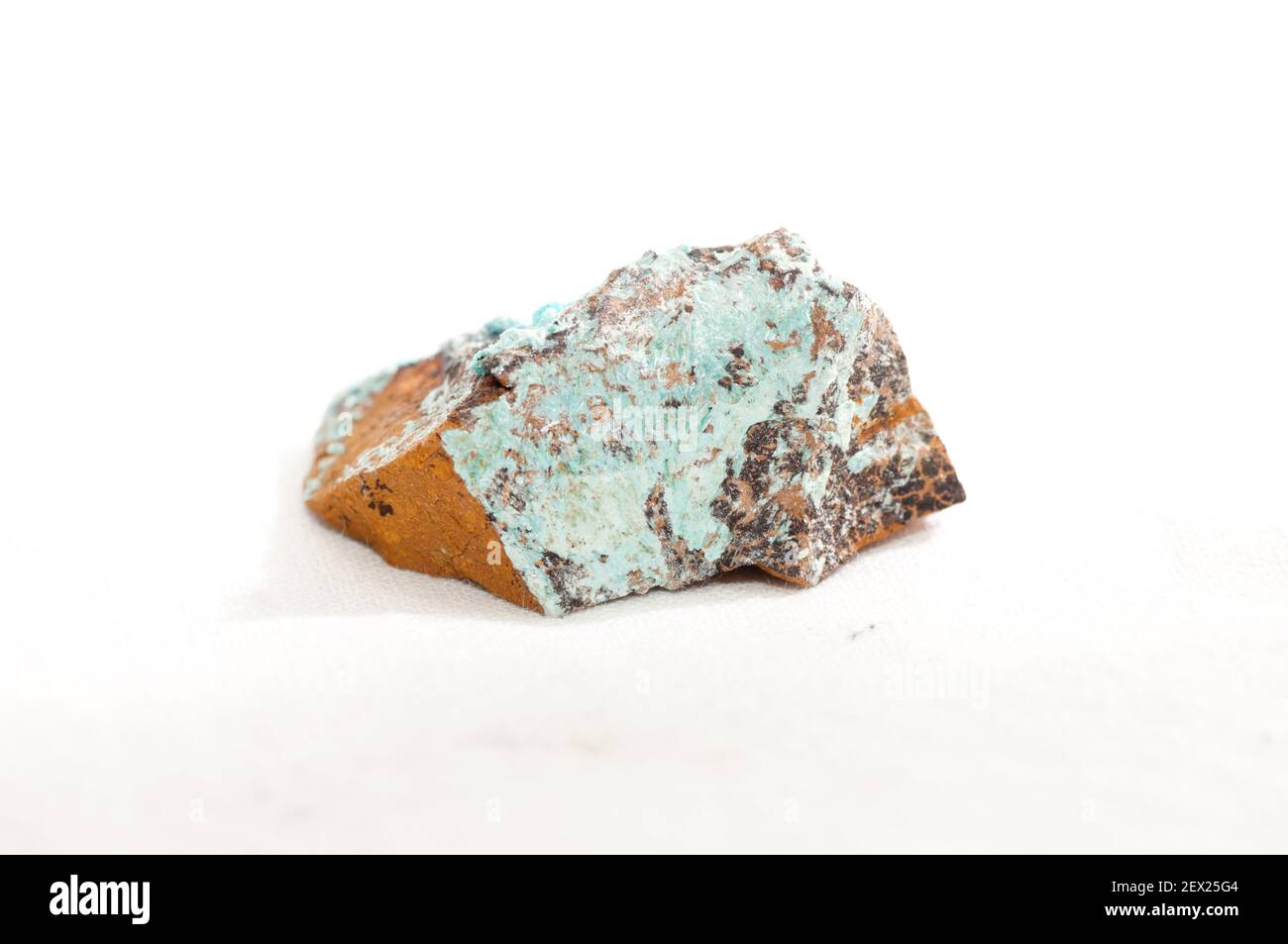 Copper zinc carbonate hi-res stock photography and images - Alamy