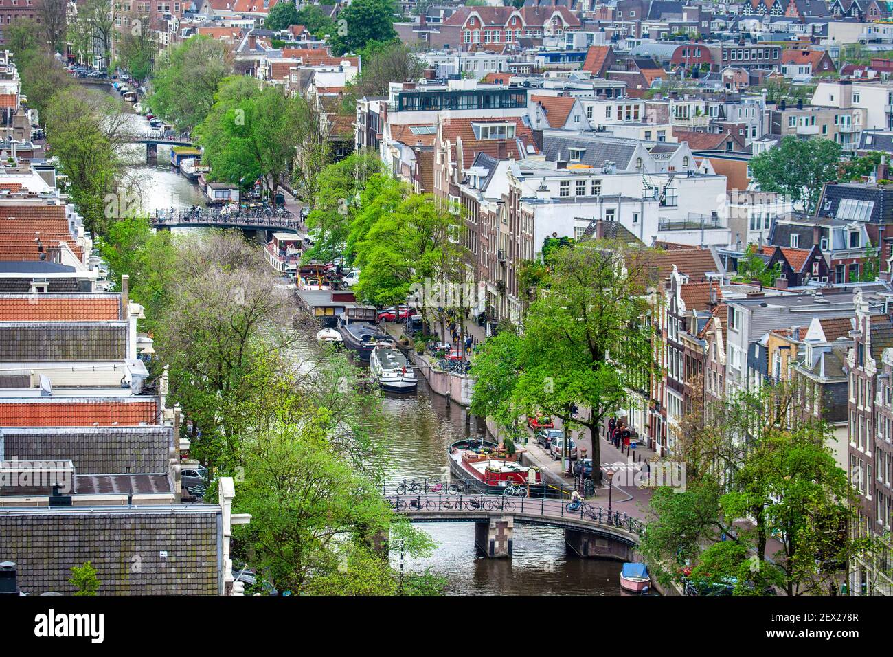 Dutch Houses Canal Amsterdam High Resolution Stock Photography and ...