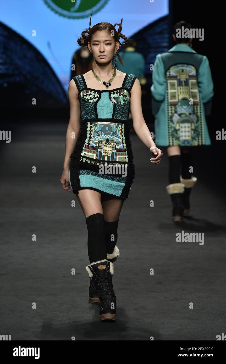 22 March 2015 - Seoul, South Korea : South Korean model on the runway ...