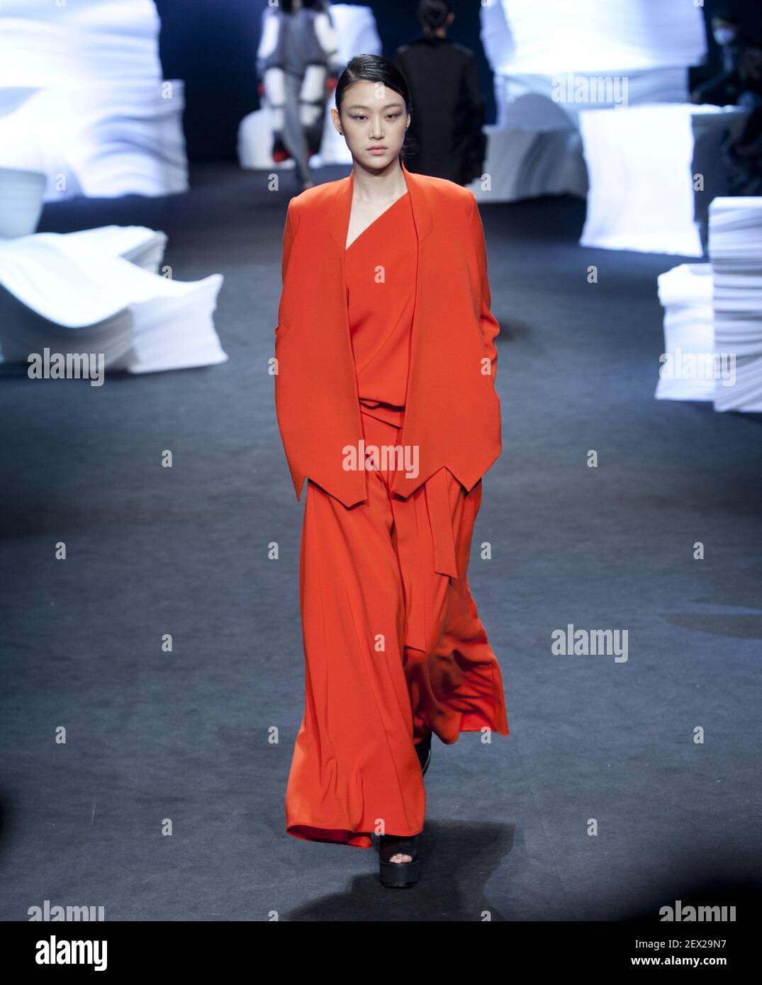 22 March 2015 - Seoul, South Korea : South Korean model on the runway ...