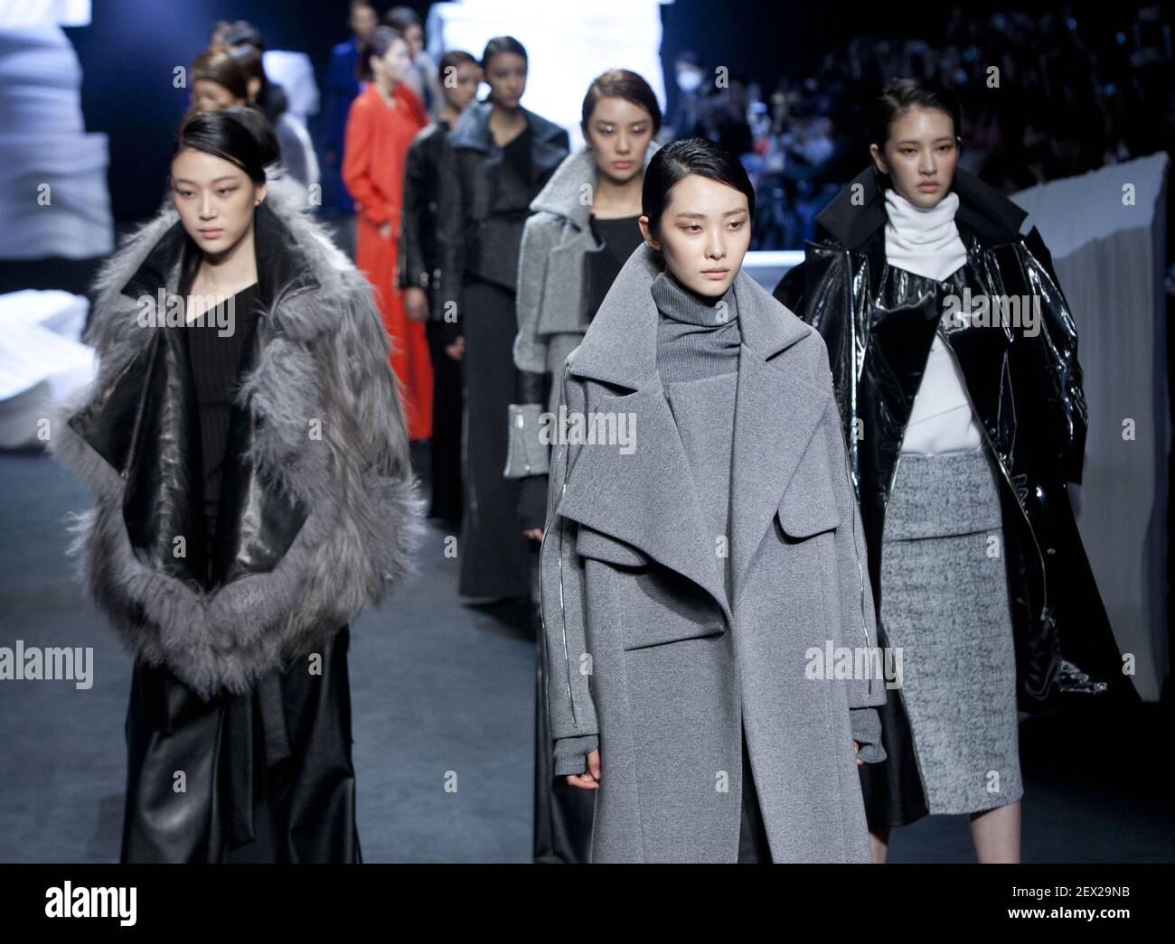 22 March 2015 - Seoul, South Korea : South Korean model on the runway ...