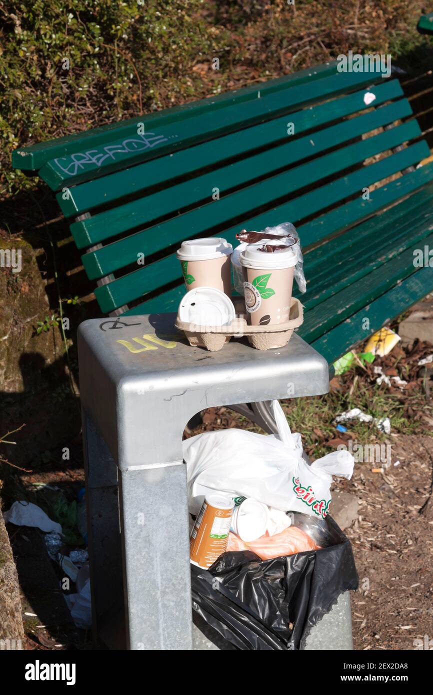 Trash on the streets and parks in Berlin, Germany Stock Photo - Alamy