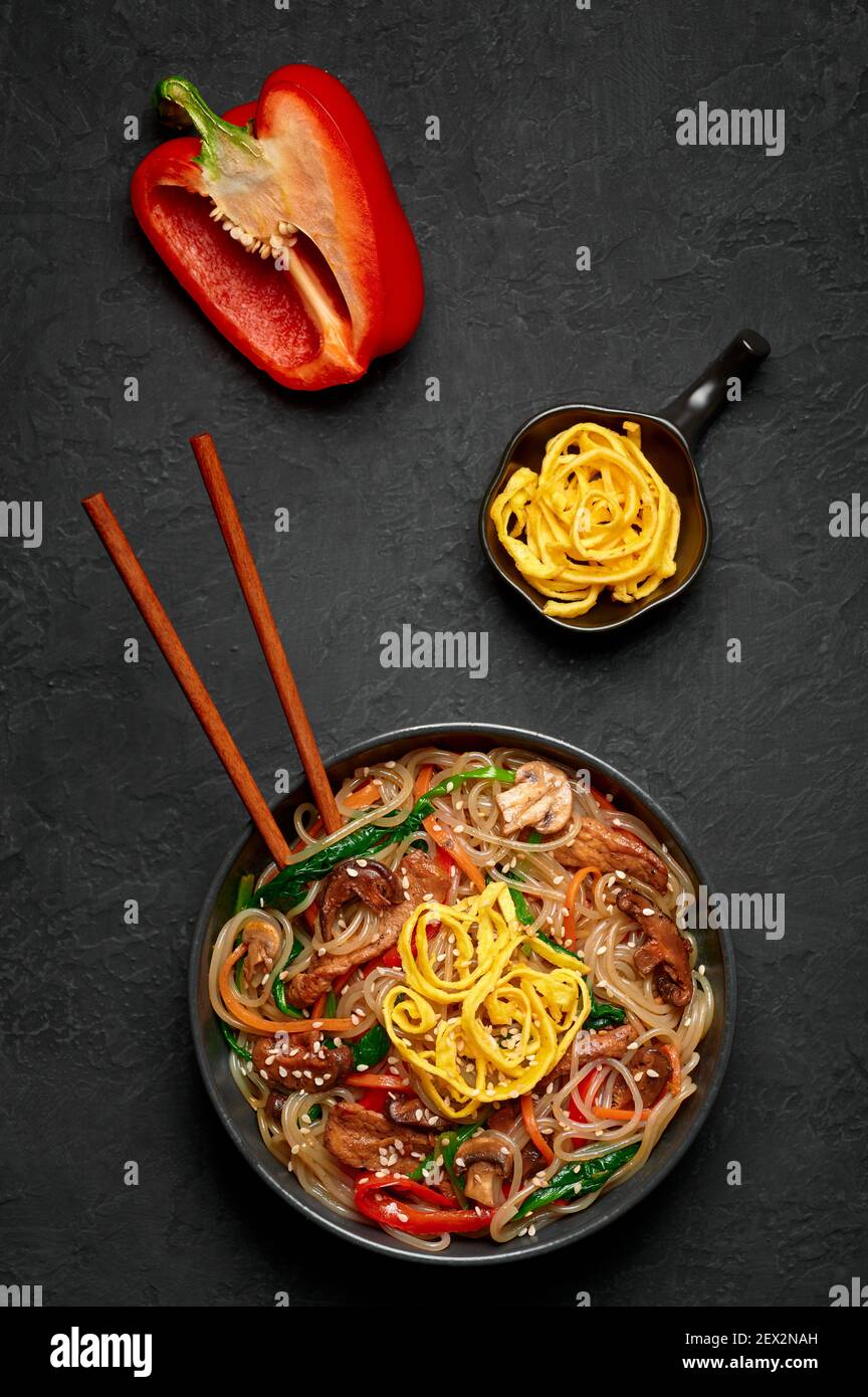 Chapchae hi-res stock photography and images - Alamy