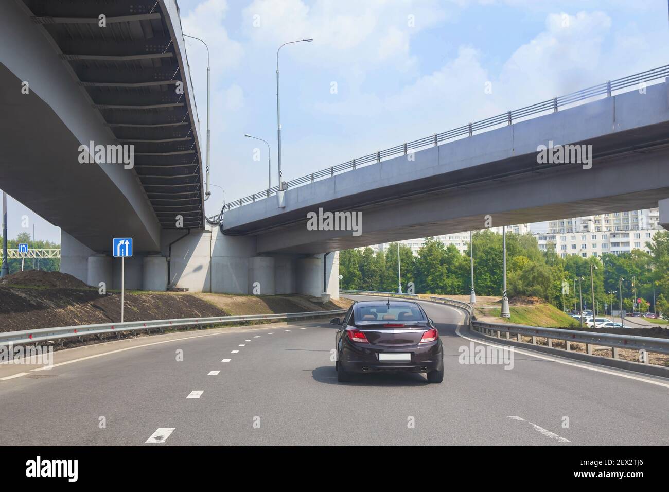 traffic in the big city in the summer Stock Photo - Alamy